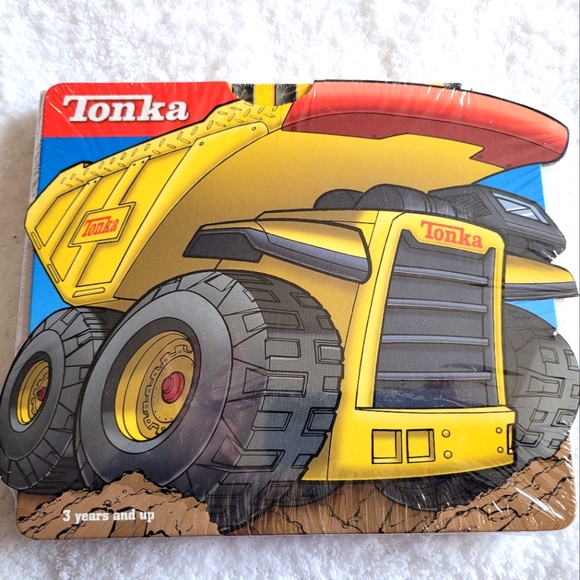 Tonka | Toys | Tonka 3 Pack Truck Shaped Large Board Books In Case Lets ...